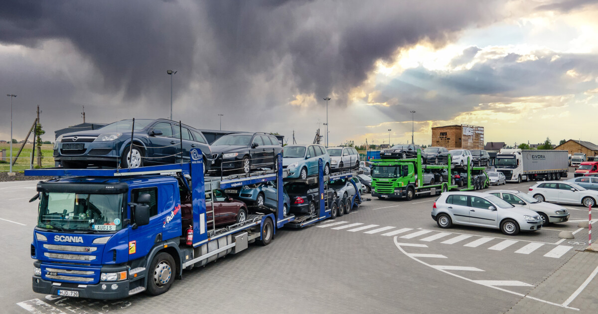 Three electric cars, six crossovers and one premium brand. What else ...